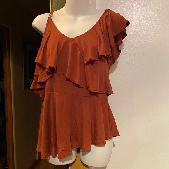 sofia by sofia vergara | Tops | Sofia By Sofia Vergara | Poshmark